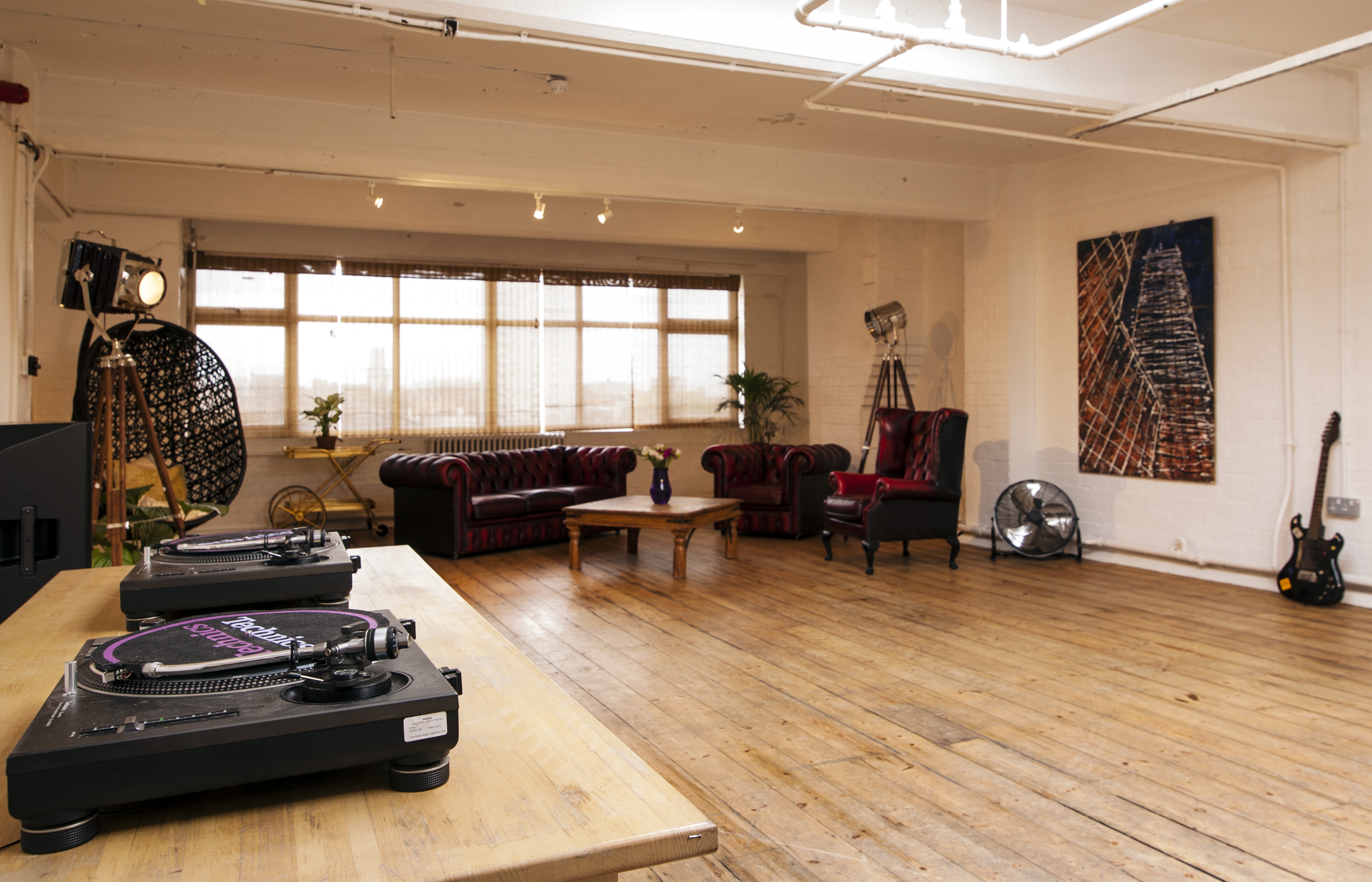 WEST – Creative Location